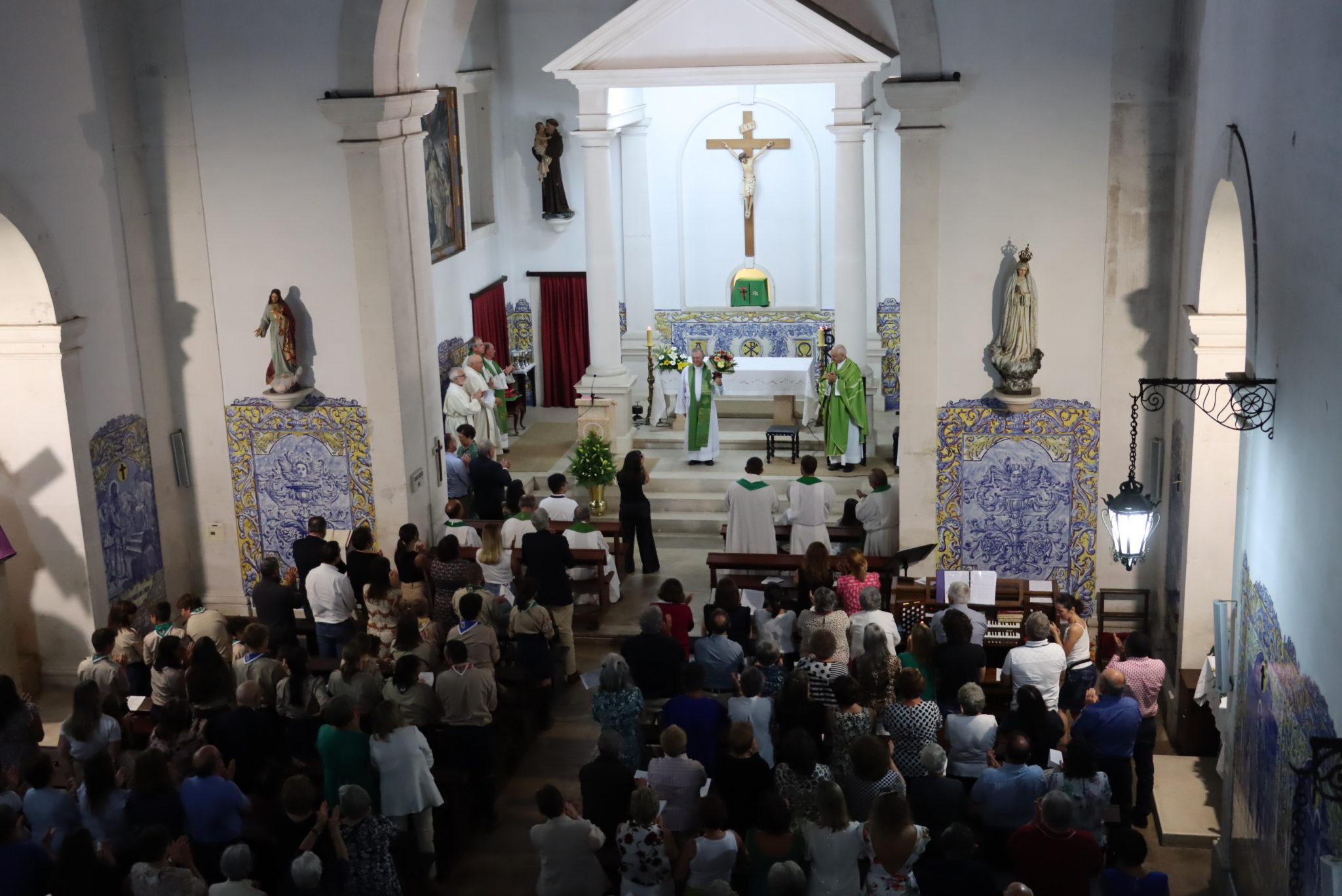 N.S. Piedade recebeu Pároco Jorge Guarda e despediu-se do Padre Armindo ...