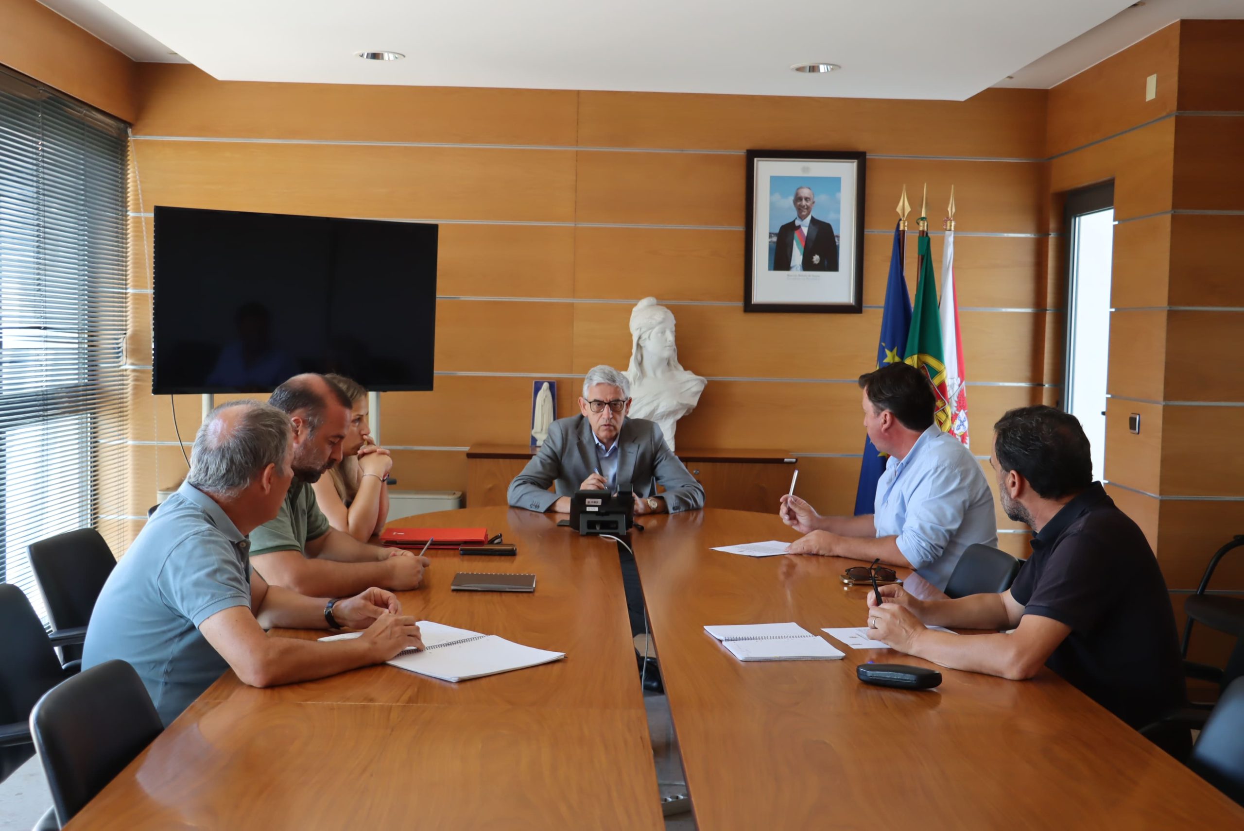 Auto de Consignação – Requalificação Viária na U.F. de Freixianda ...